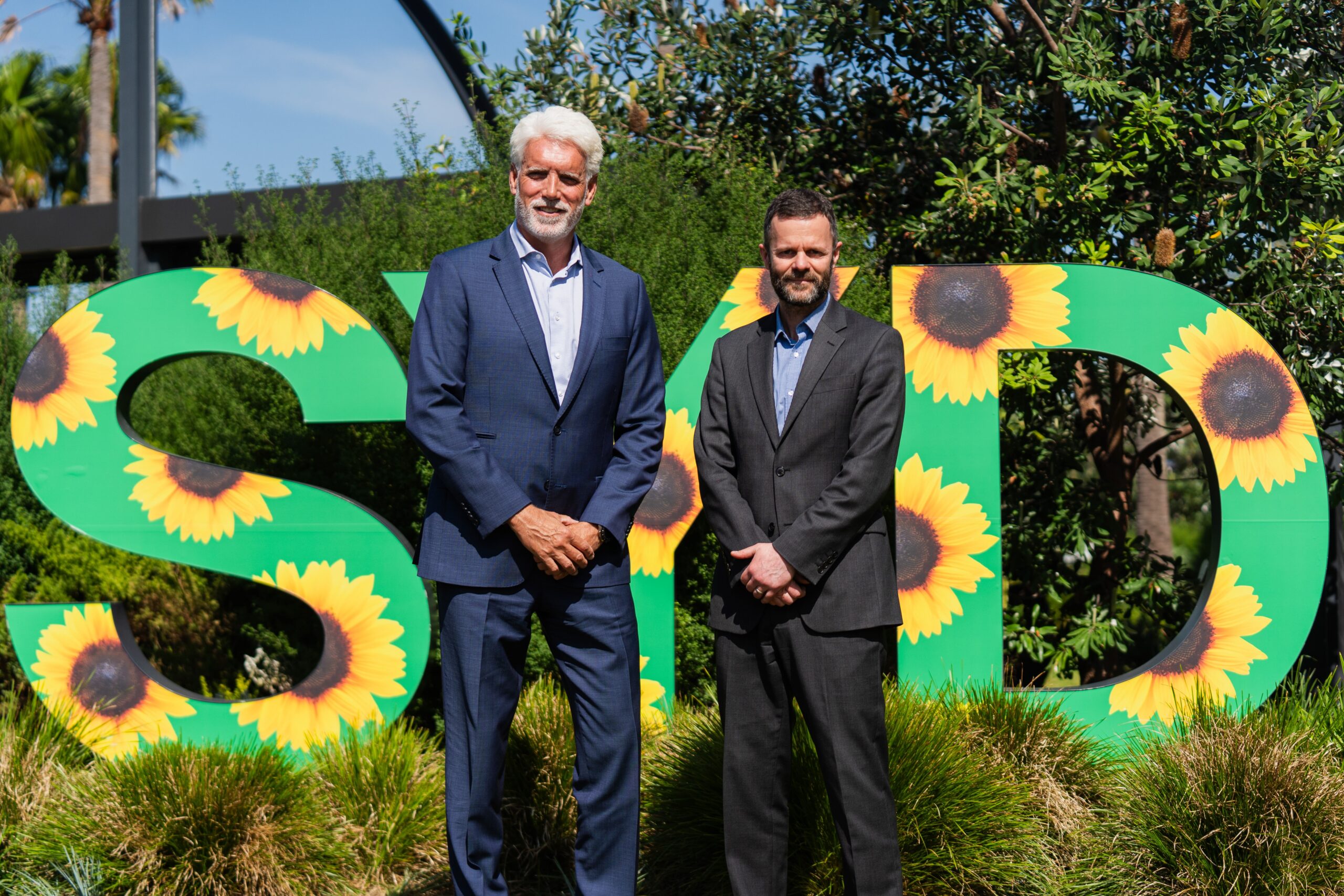 Sydney_Airport+_CEO_Scott_Ch+arlton_L_with_Neil_Garwood_CEO_of_Airport ...